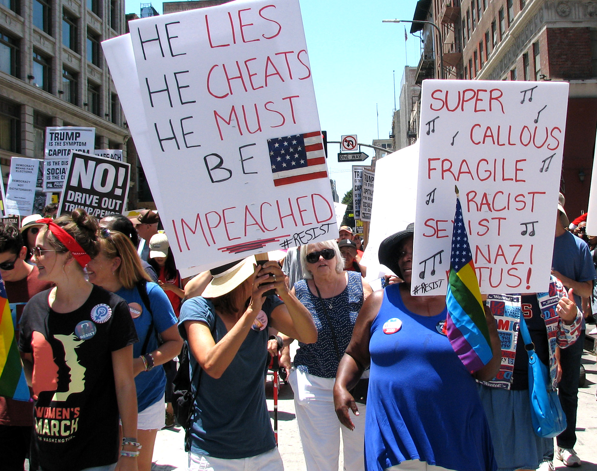 Thousands in the Streets at Los Angeles Impeach March—with Big Presence ...