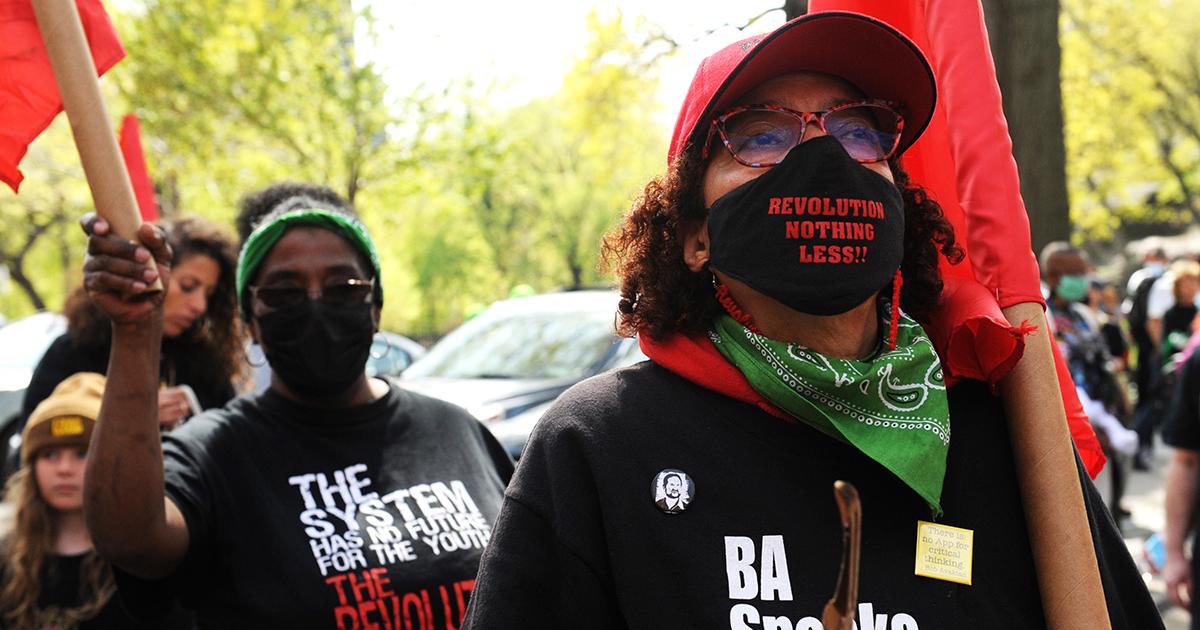 Sights of May 1st in Los Angeles and New York City | revcom.us