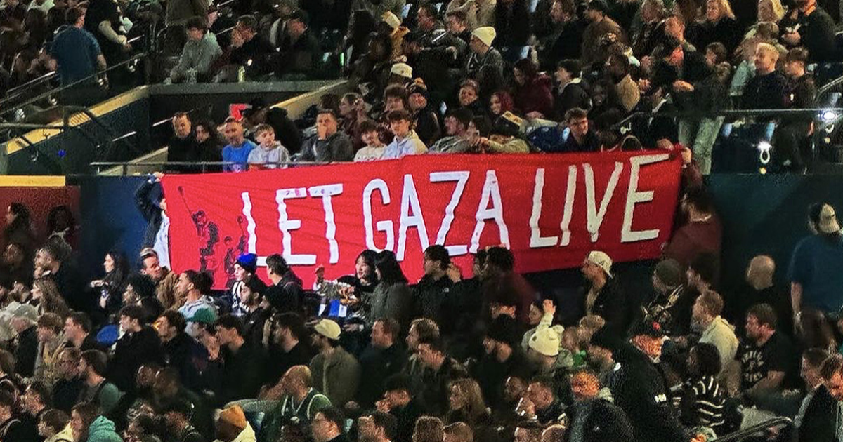 “Let Gaza Live” Banners Raised During NBA All-Star Weekend | revcom.us